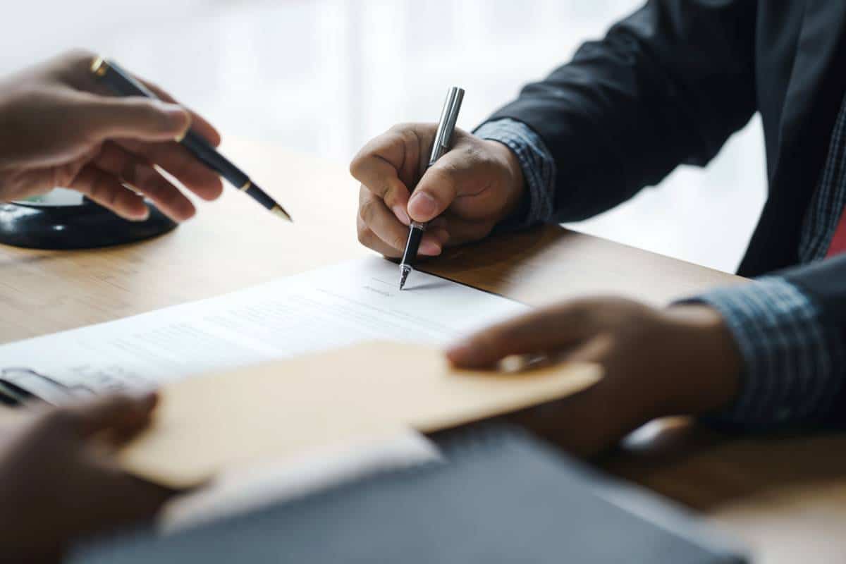 Les différents matériaux utilisés pour les caillebotis » Le patrimoscope Les différents matériaux utilisés pour les caillebotis » Le patrimoscope